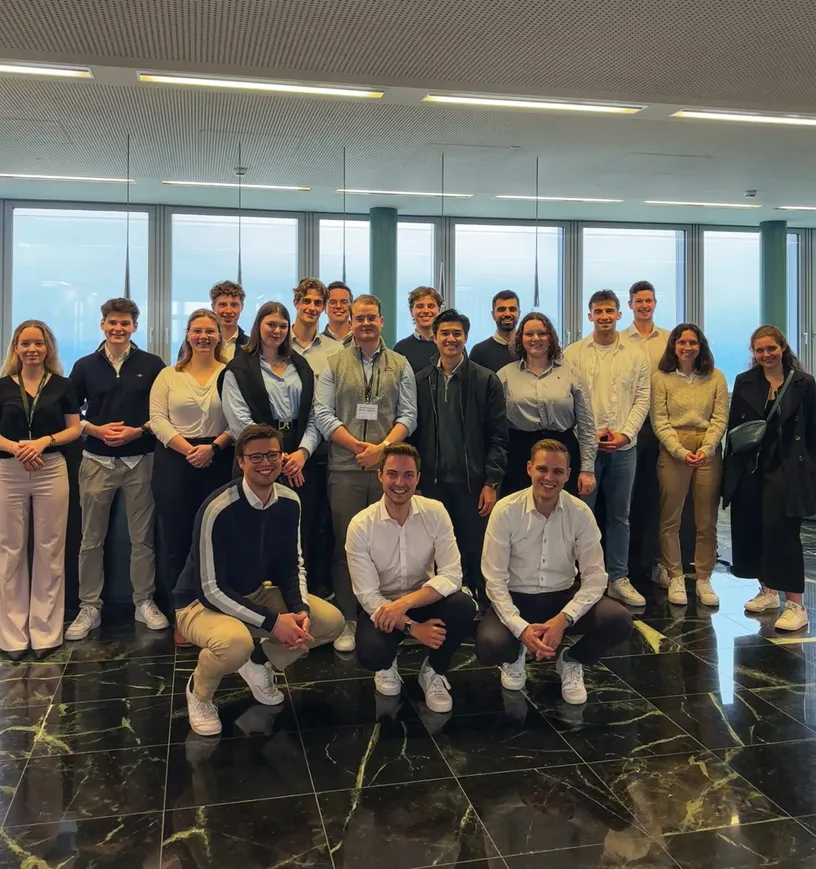 Entdecke jetzt deine Karrieremöglichkeiten bei Kearney.